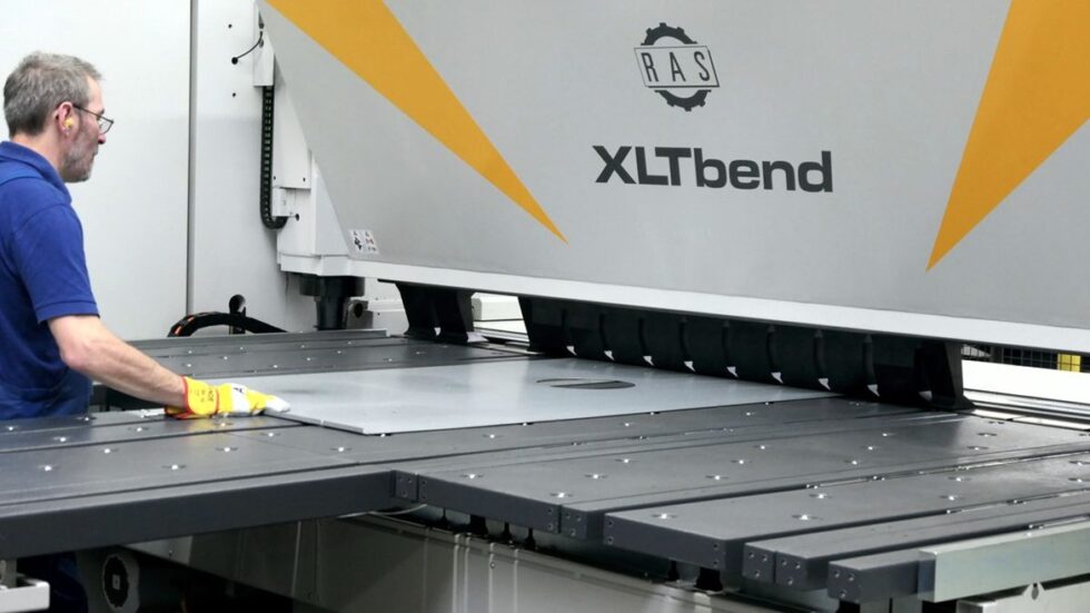 CNC Folding Guide | RAS Systems - Machine RFQ